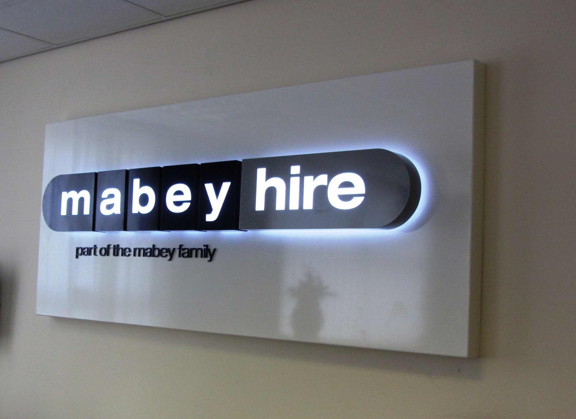 The Complete Guide to Illuminated Signs