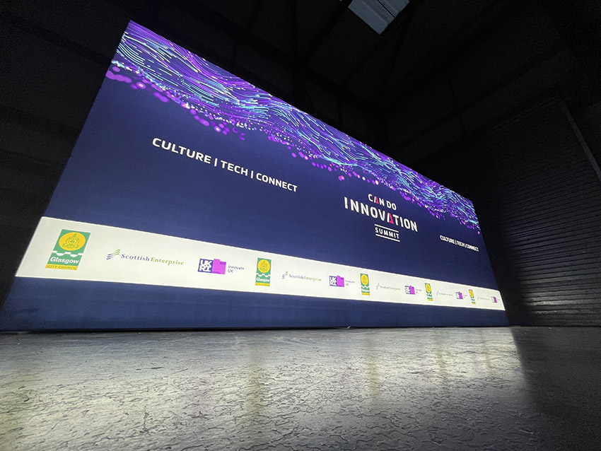 6m Illuminated Lightbox Installation: Glasgow Science Centre