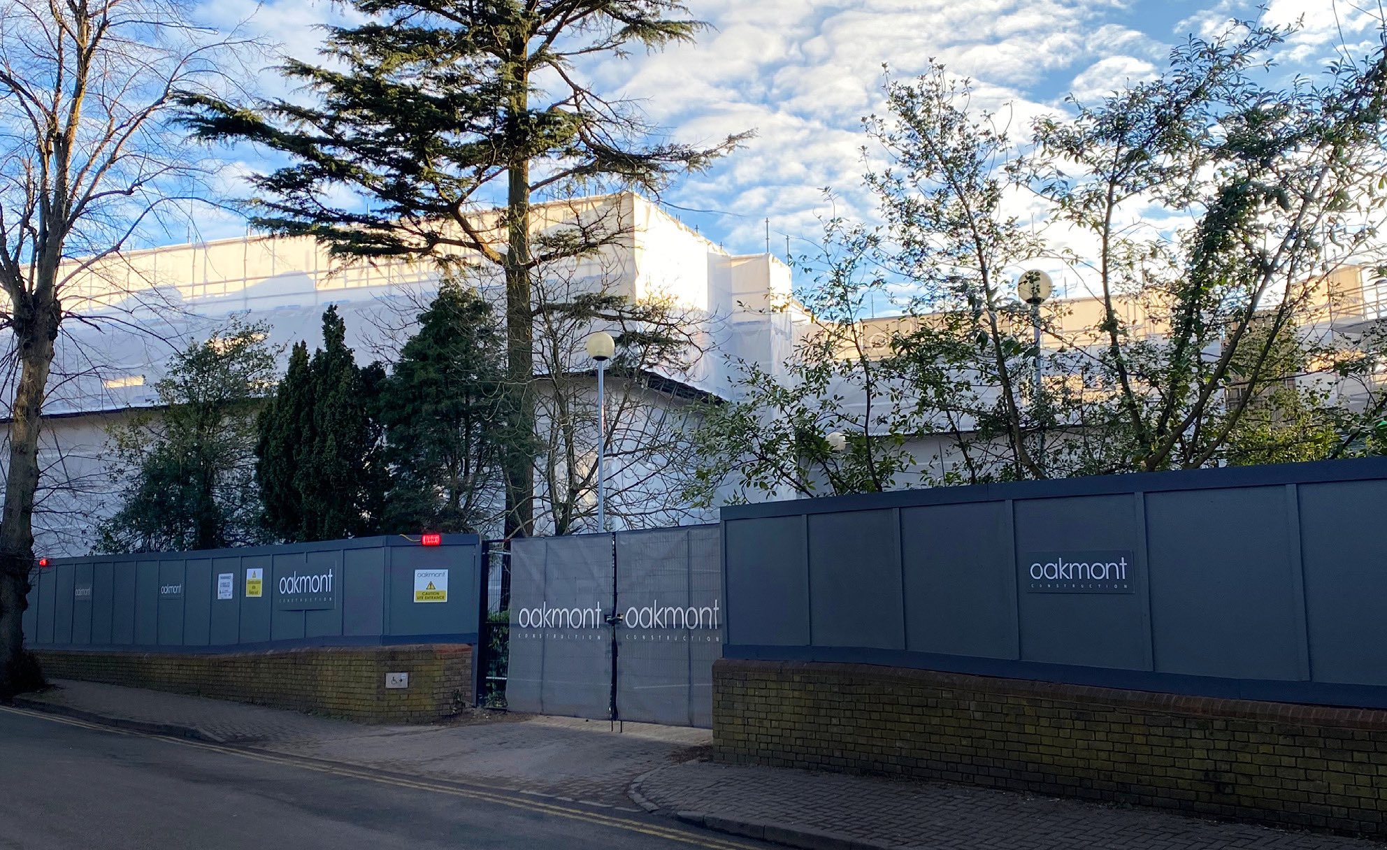 Exterior Signs & Graphics in Enfield - Signs Express