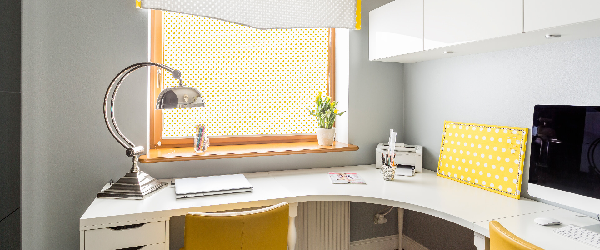 Custom Window Blinds & Printed Roller Blinds - Signs Express