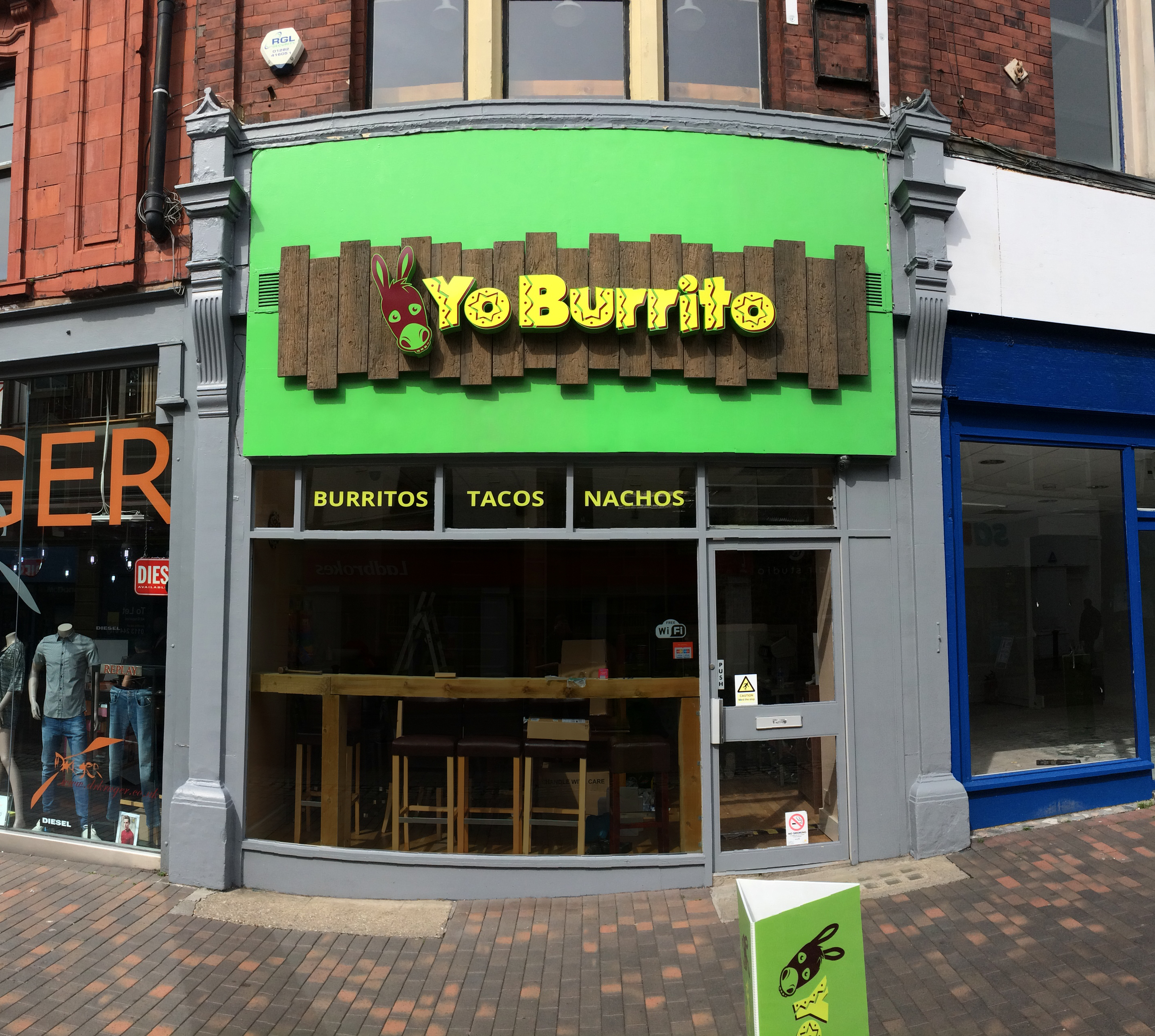 Built Up Letters & Logos Fascia Signs